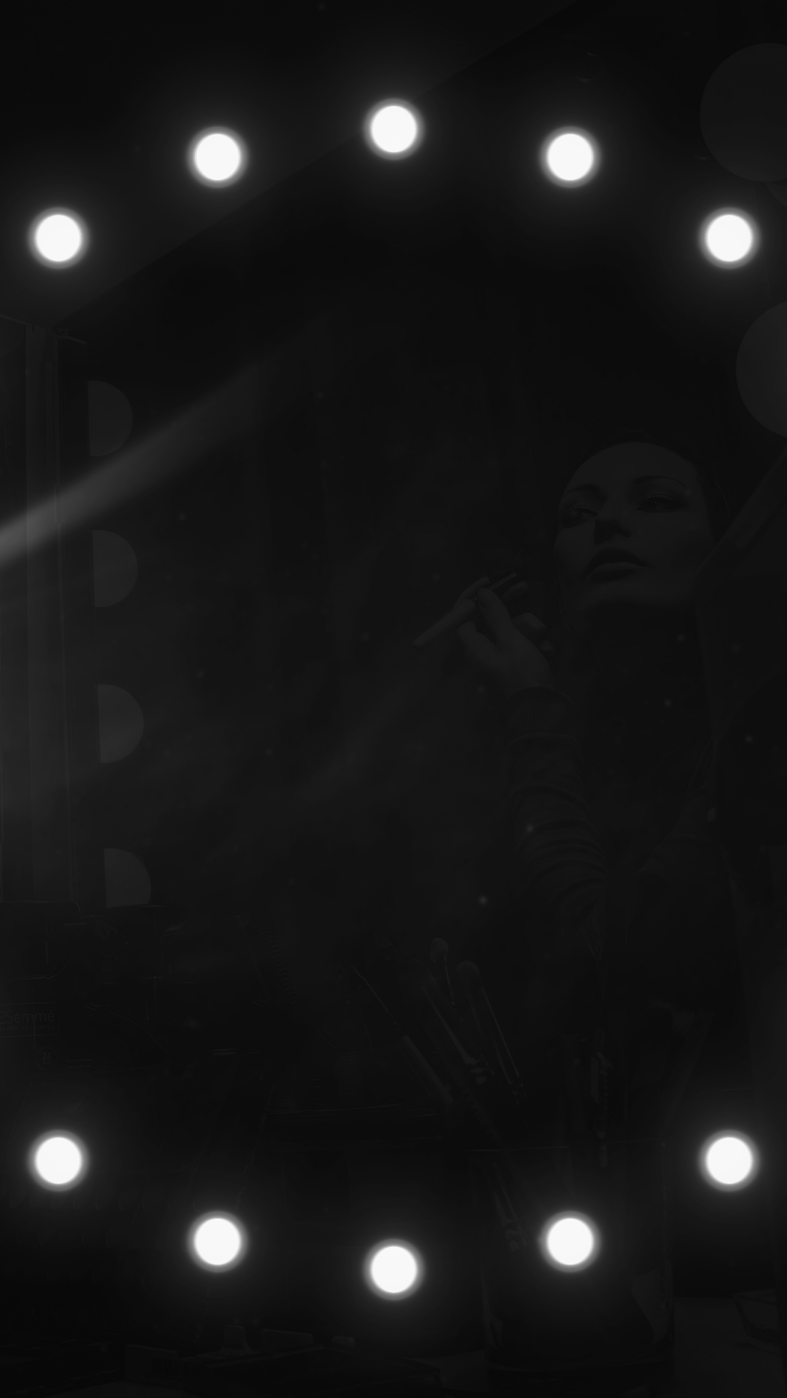 Crown Vanity - Luxury Makeup Vanities, Mirrors and Desks